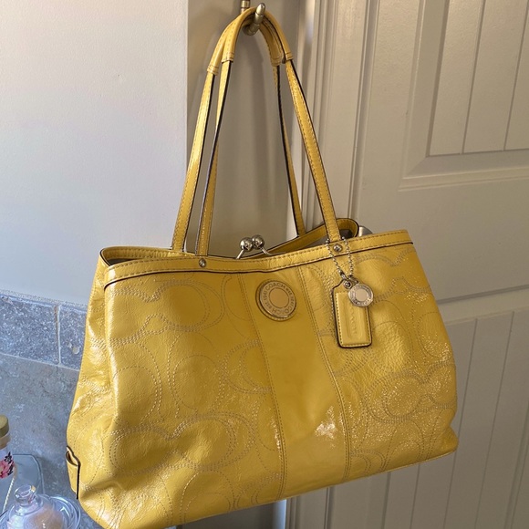 Coach | Bags | Large Iconic Leather Coach Bag | Poshmark